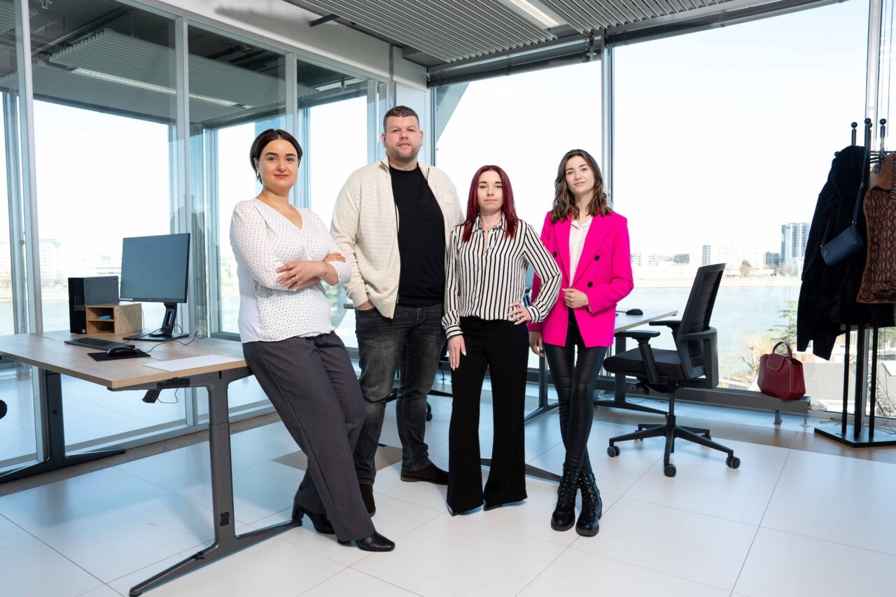 Stability Jobs – stability in work and personnel